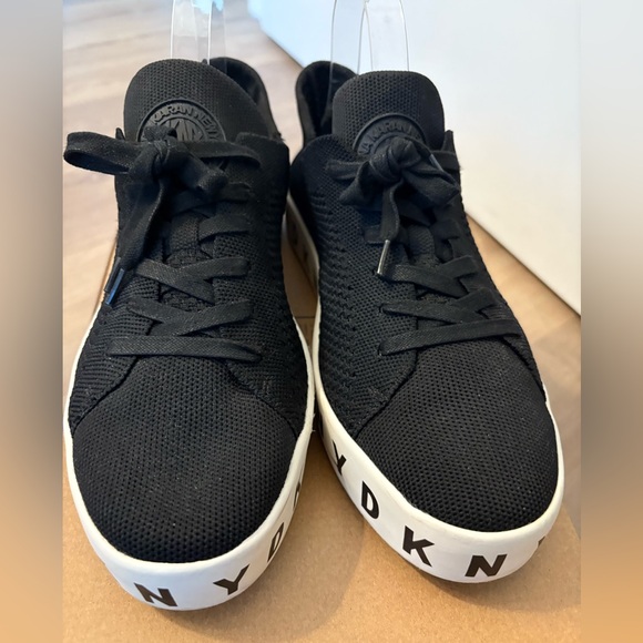 Dkny | Shoes | Dkny Banson Black Knit Sneakers With White Accents ...